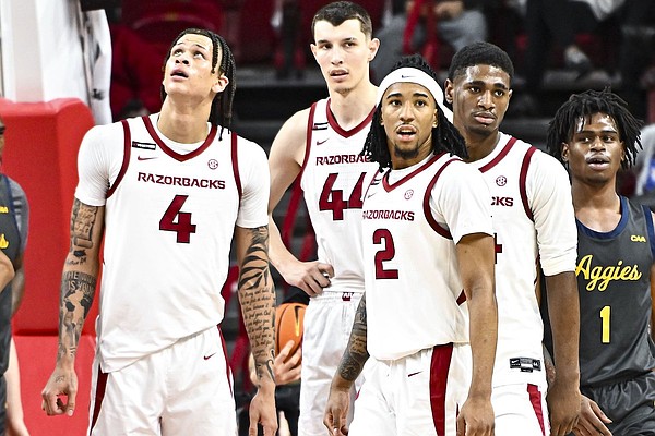 Men's Basketball | Whole Hog Sports