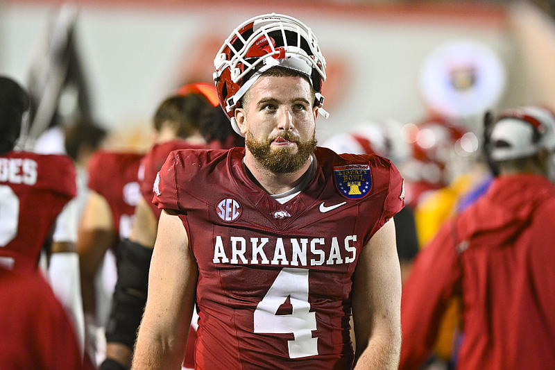 Arkansas football DE Anton Juncaj declares for NFL Draft | Whole Hog Sports