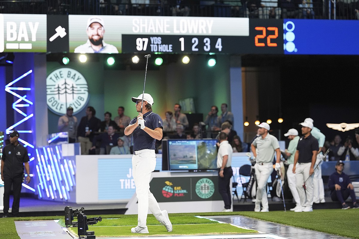 Indoor golf league created by Woods and McIlroy has a loud, swift debut ...