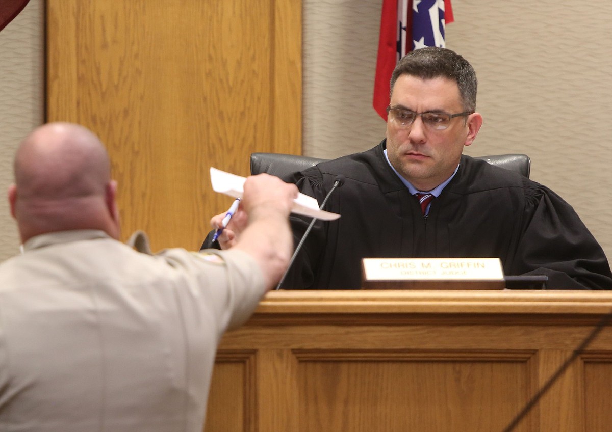 All Arkansas district courts now have full-time judges, 25 years after ...