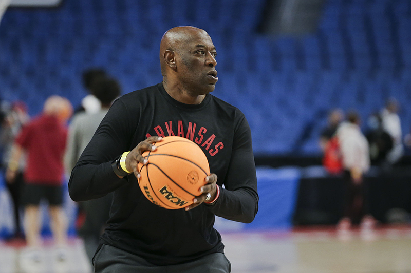 Former Arkansas basketball assistant Keith Smart named head coach of ...