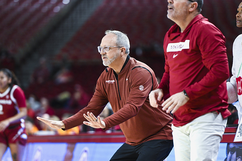 VIDEO: Mike Neighbors previews Arkansas women's basketball game vs ...