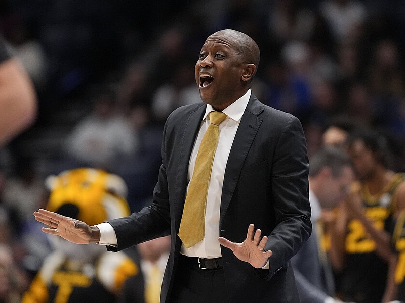 Opposite paths: Tigers, Razorbacks off to quite different starts | The ...