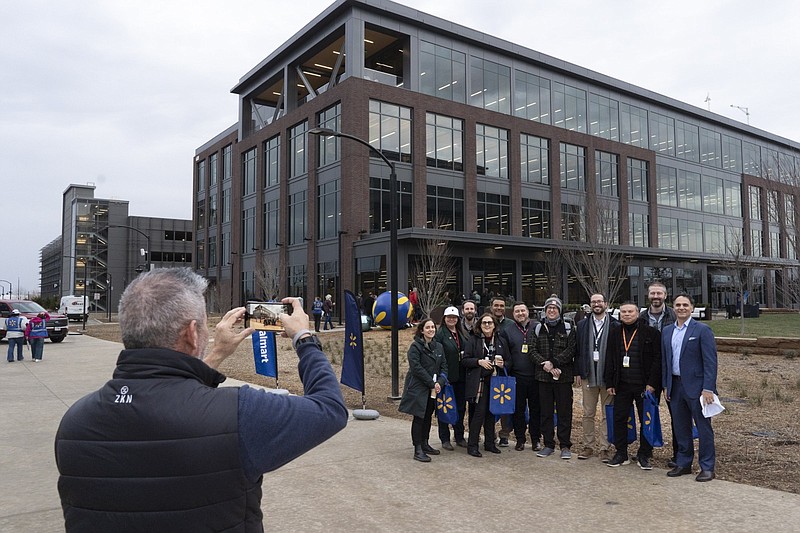 Walmart marks the opening of its new 350-acre Bentonville campus ...
