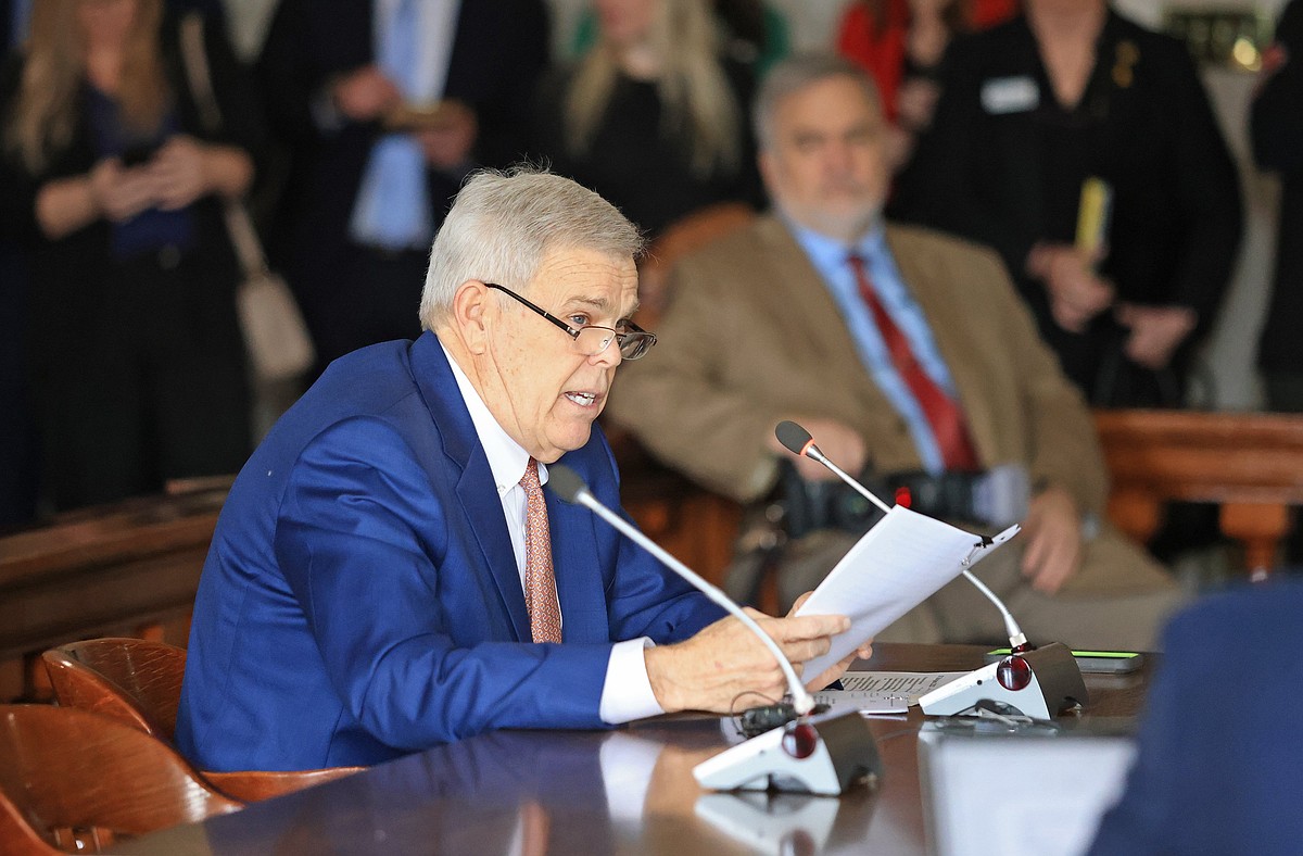 Senate committee approves bill to eliminate affirmative action programs ...