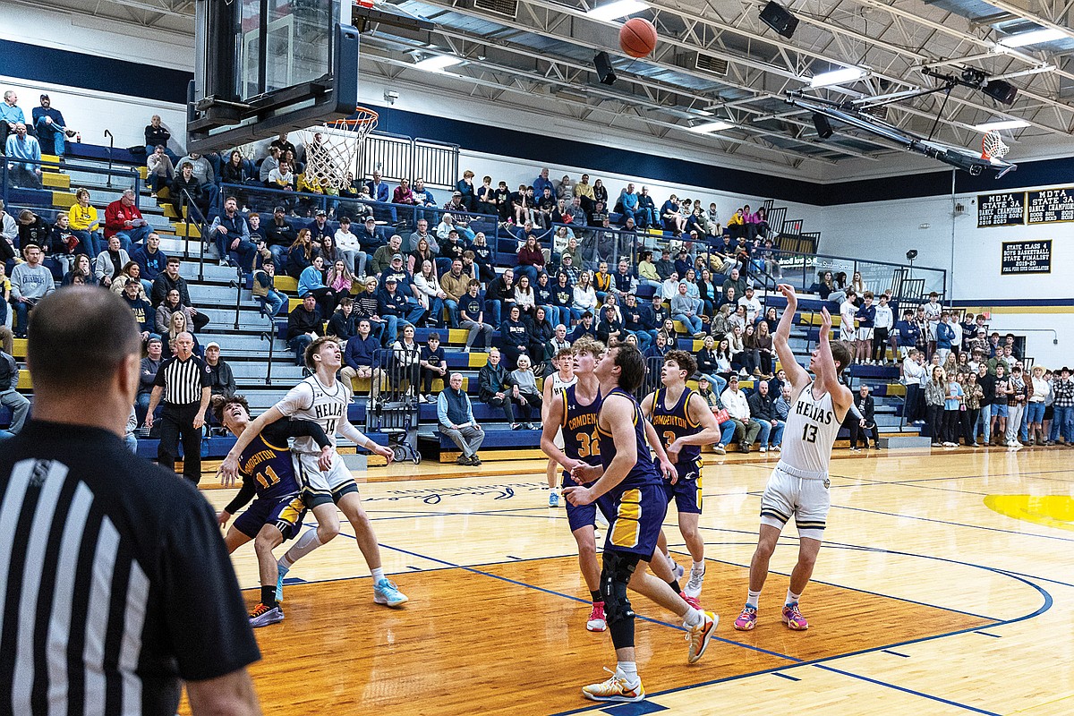 Helias boys basketball rolls past Camdenton for CMAC win | Jefferson ...