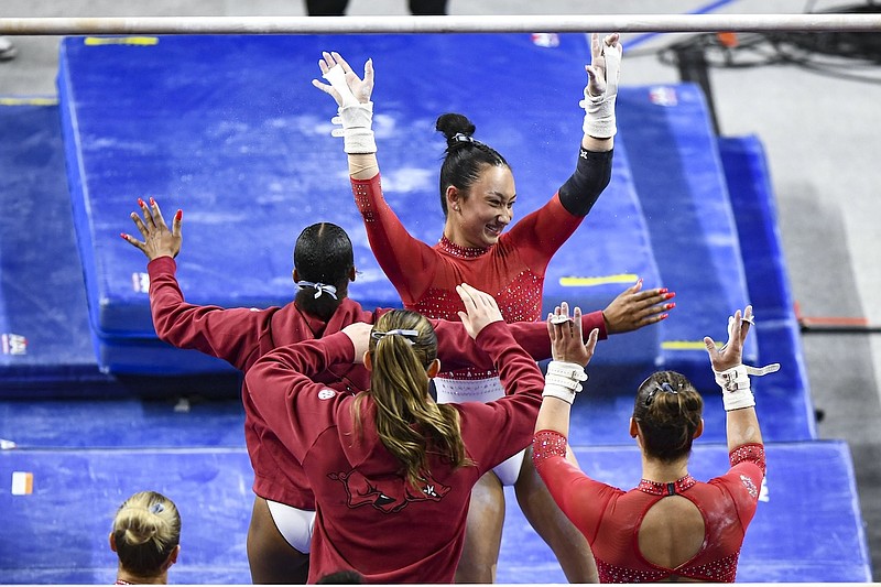 Arkansas gymnastics takes down No. 2 Florida | Whole Hog Sports