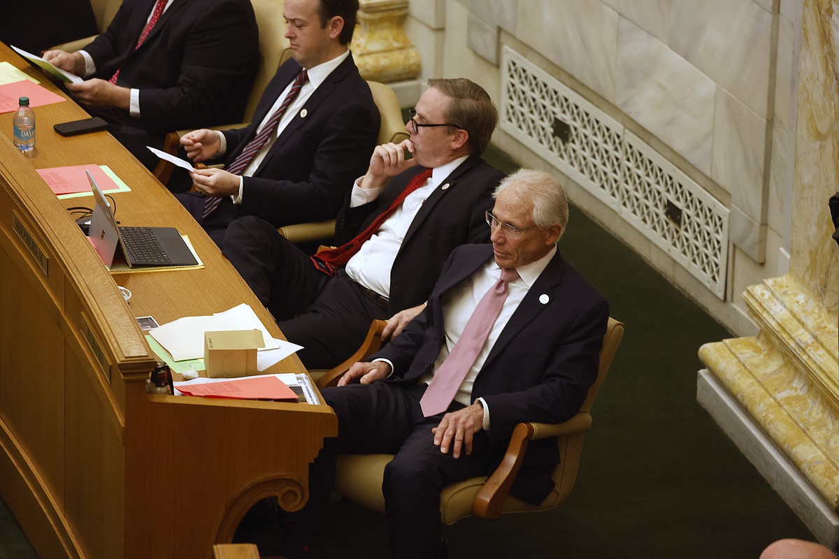 Bill that aims to prohibit cellphones during school hours sent back to ...