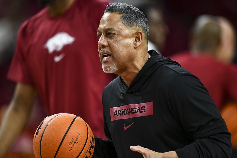 VIDEO: Chuck Martin previews Arkansas basketball game against LSU ...