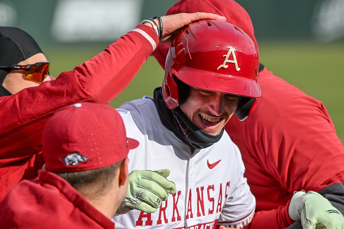Rally and rout: Hogs win in 10th, then dominate for sweep | The ...