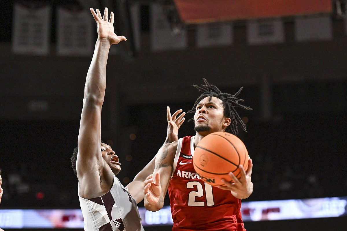 One that got away: Arkansas men waste fast start, drop road game at ...