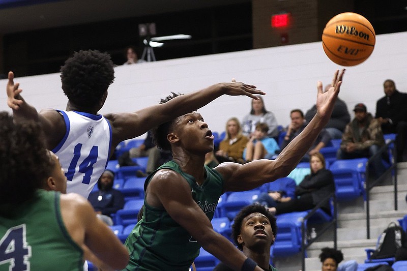 Arkansas basketball awaits decision from Little Rock star JJ Andrews ...