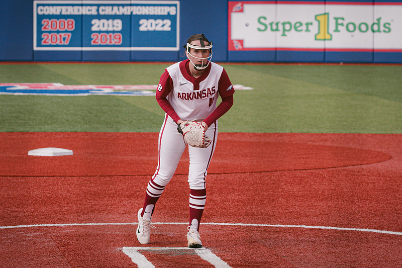 Robyn Herron leading Arkansas softball's pitching staff with experience ...