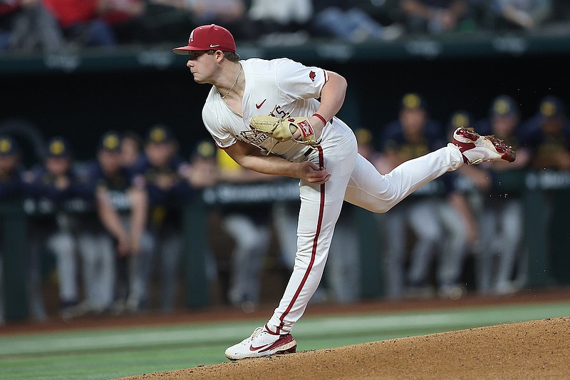 Arkansas baseball coach gives update on pitchers Gage Wood, Hunter Dietz | Whole Hog Sports