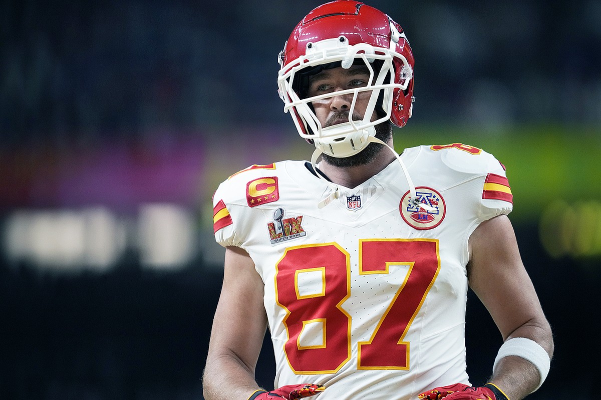 Chiefs tight end Kelce plans to play next season | Fulton Sun