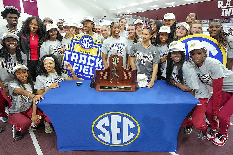 Arkansas women's track and field wins 11th straight SEC indoor title ...