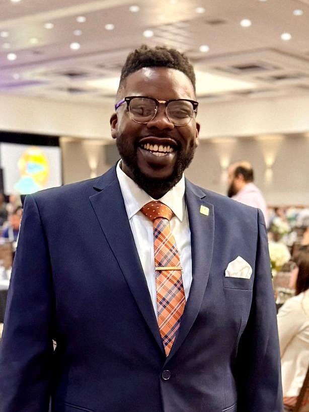 Fort Smith School Board names Gregory Carthon to fill vacant seat ...