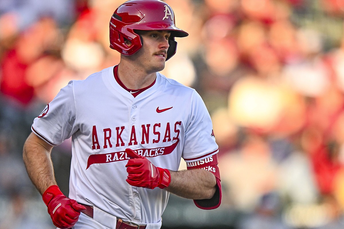 Razorbacks’ runs come in bunches | Northwest Arkansas Democrat-Gazette