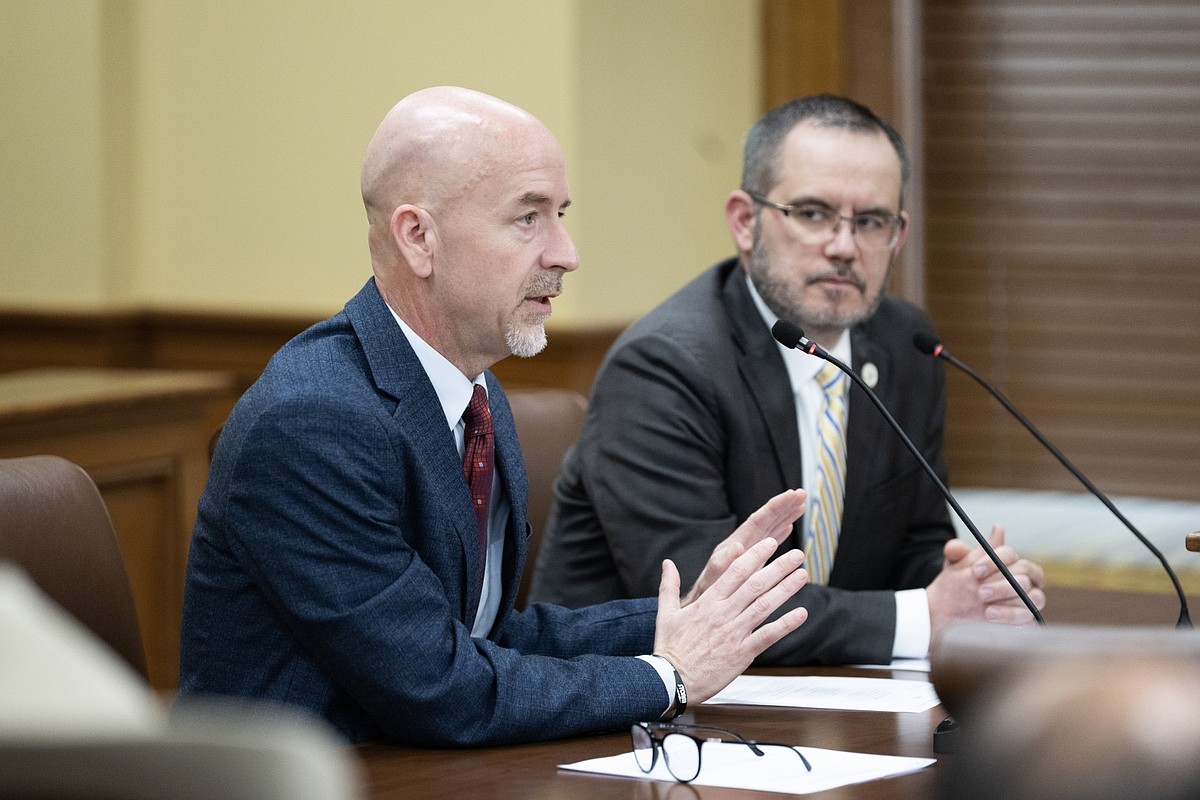 House panel endorses pause on public school grades as state switches ...