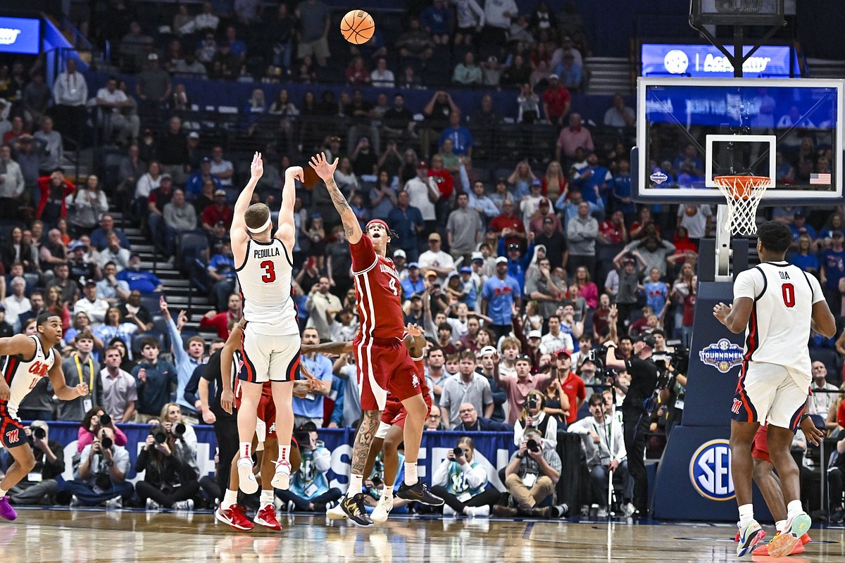 Arkansas basketball falls to Ole Miss on last-second 3 at SEC ...