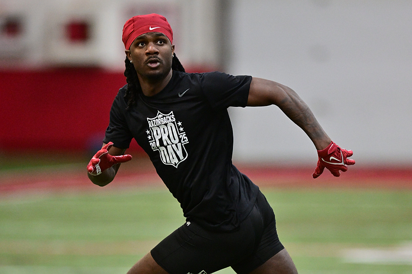 Armstrong ‘soaks up’ Hogs’ pro day | The Arkansas Democrat-Gazette ...