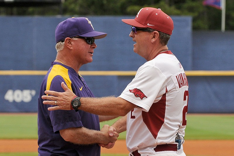 Arkansas baseball notebook: Dave Van Horn, Paul Mainieri meet again ...