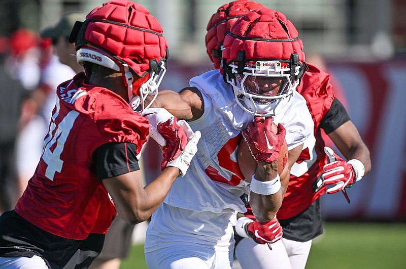 Arkansas spring football report: Razorbacks searching for 'elite big ...