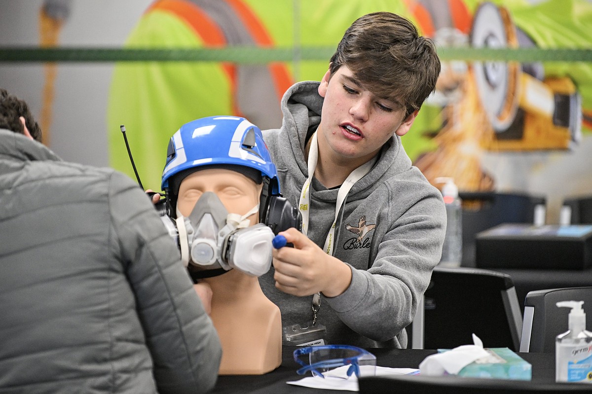 Joe T. Robinson High School students get hands-on skilled trade ...