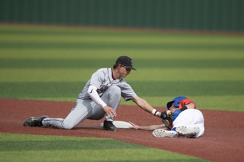 Get to know: Arkansas baseball commit Marcus Bates | Whole Hog Sports