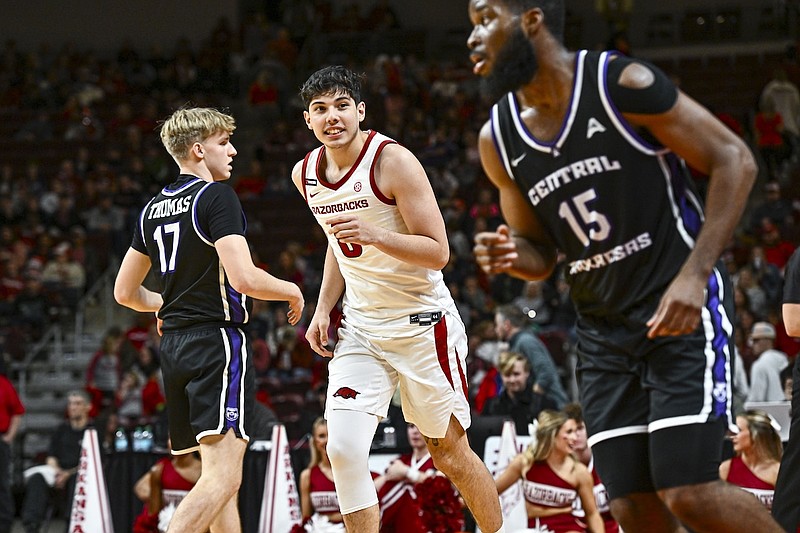 Arkansas basketball guard Melo Sanchez reportedly entering NCAA ...