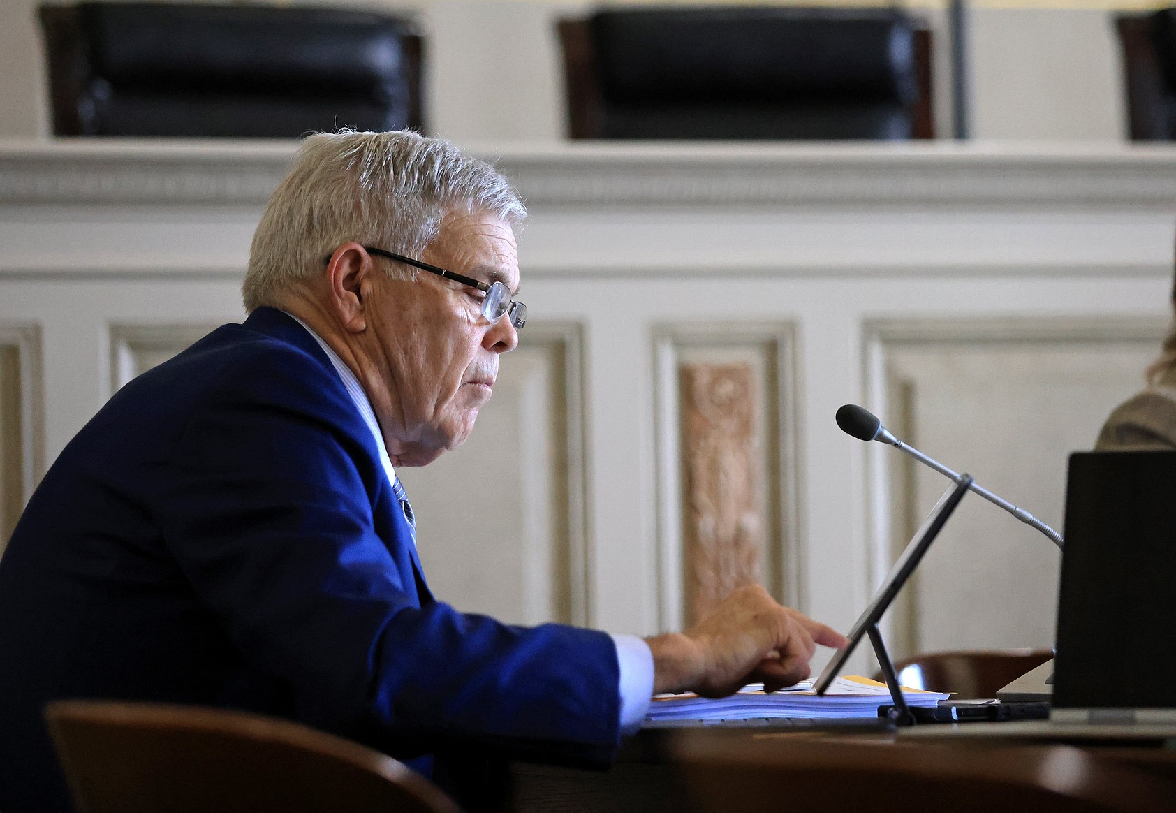 Senate approves bill to abolish State Library Board, sends it to House ...