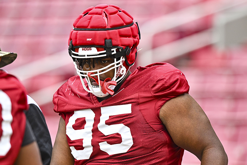 Arkansas spring football report: Defensive tackle Ian Geffrard's transformation; observations ...