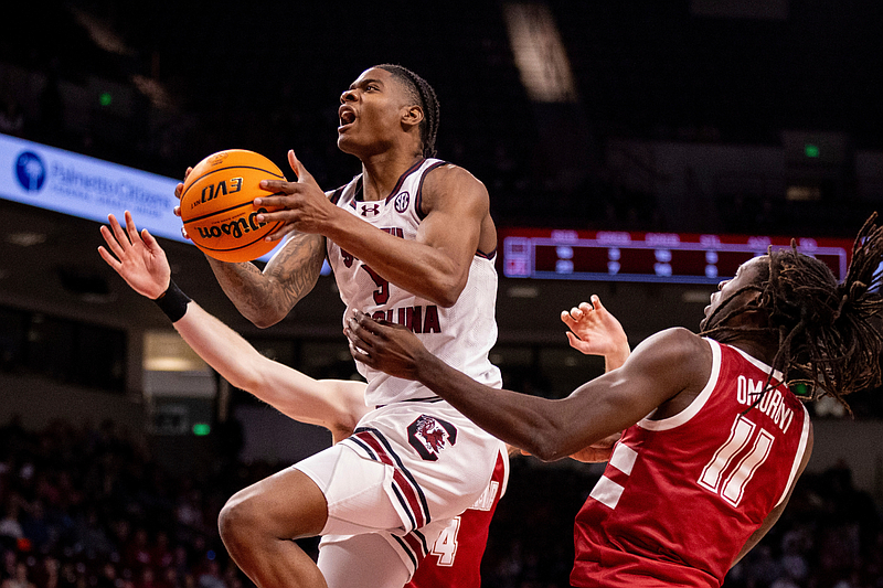 South Carolina transfer forward Nick Pringle signs with Arkansas ...