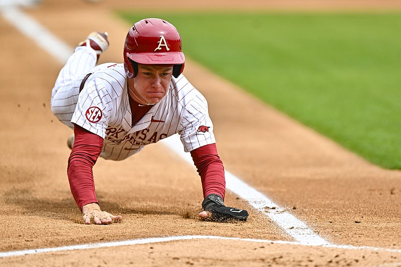 A lot of LaViolette: Slugger propels Aggies to series win over Hogs ...