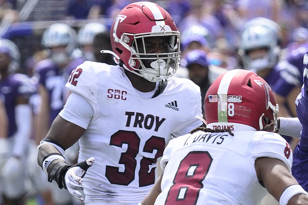 Troy transfer defensive end Phillip Lee signs with Arkansas football ...