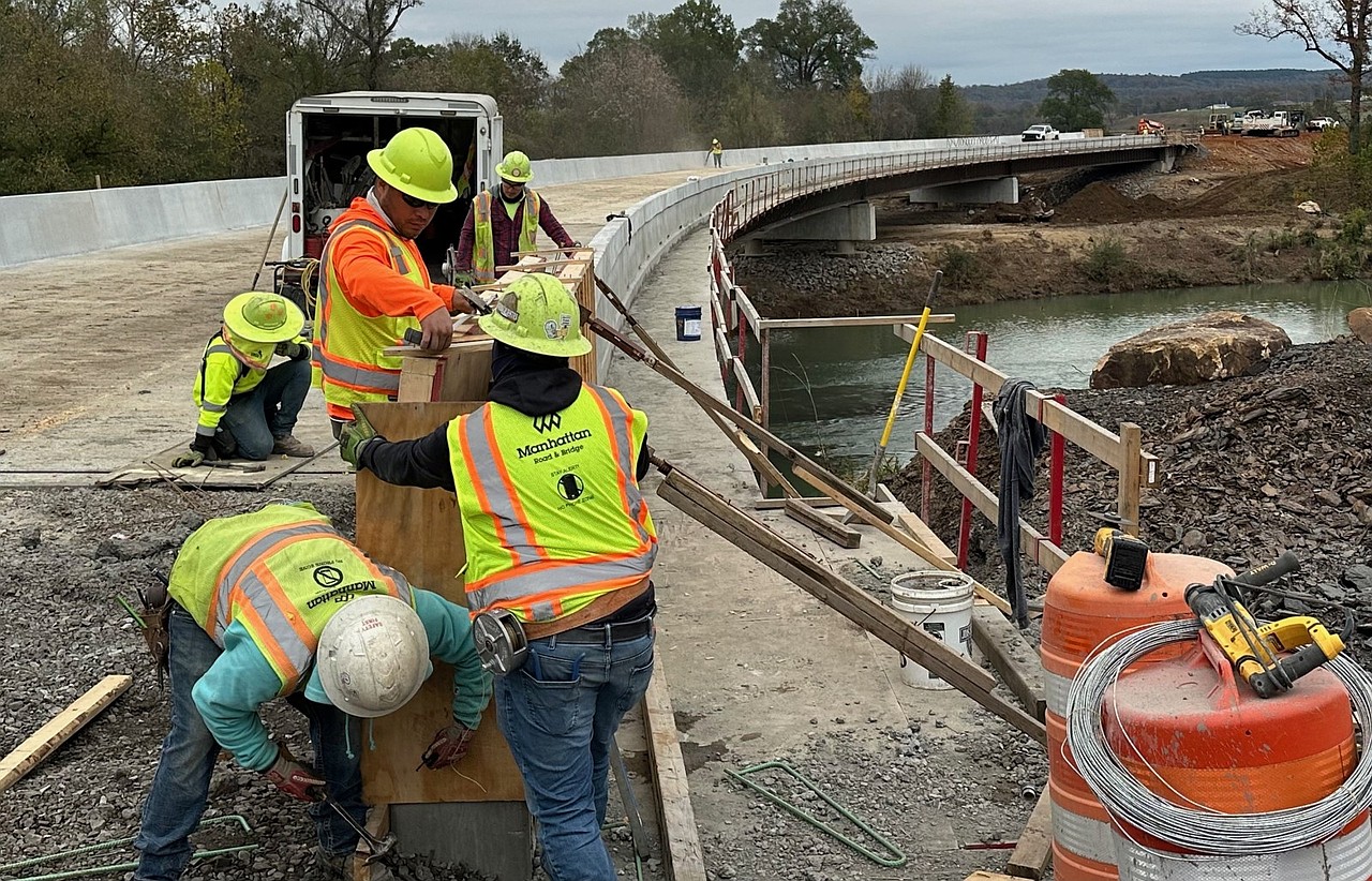 Proposed tariffs cause uncertainty for highway contractors, Arkansas road projects | The ...