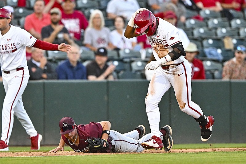 Arkansas baseball takes Game 1 vs. Little Rock in 7 innings | Whole Hog ...