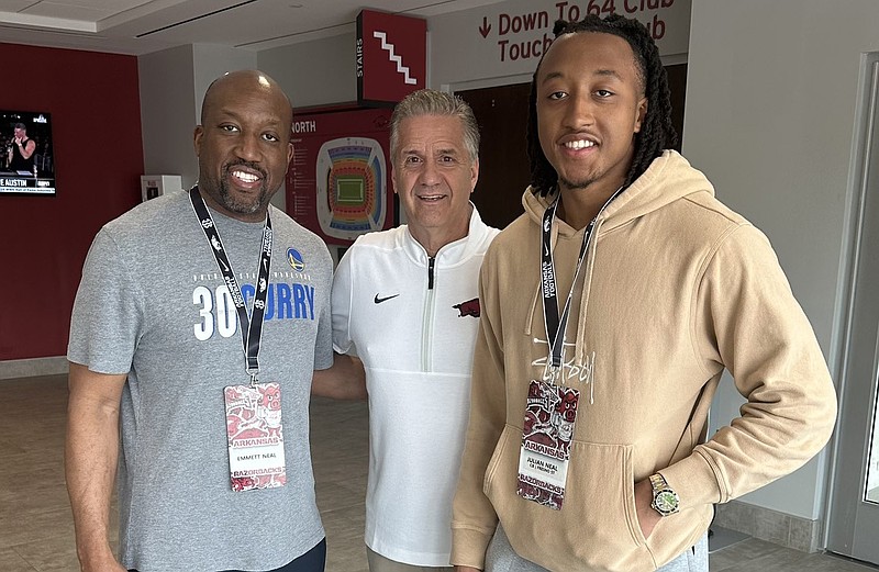John Calipari helped seal Julian Neal's transfer commitment to Arkansas ...