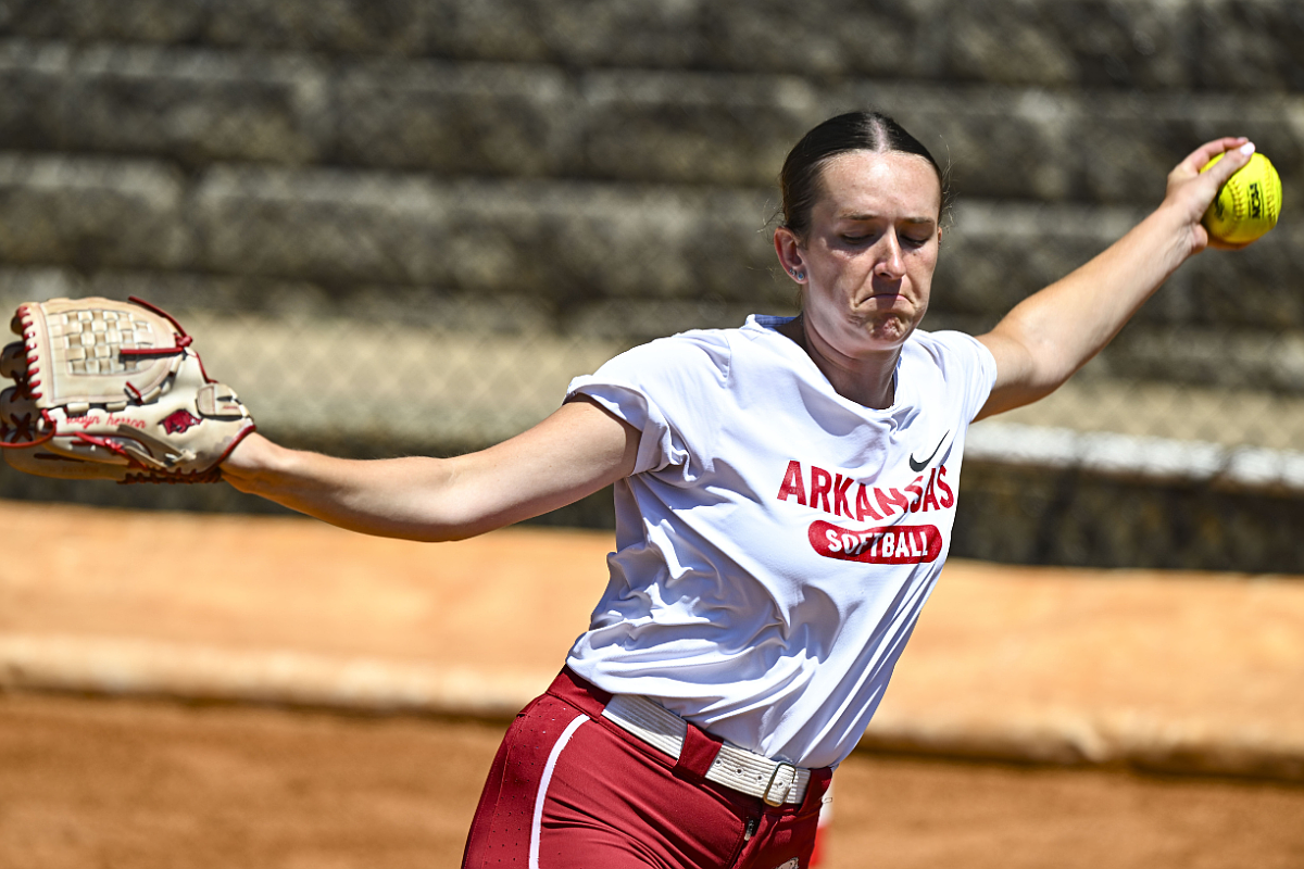 Arkansas softball without its top 2 pitchers against Ole Miss due to ...