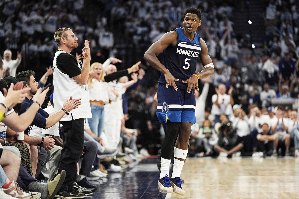 Edwards, Wolves strike back with 143-101 win to cut Thunder’s West ...