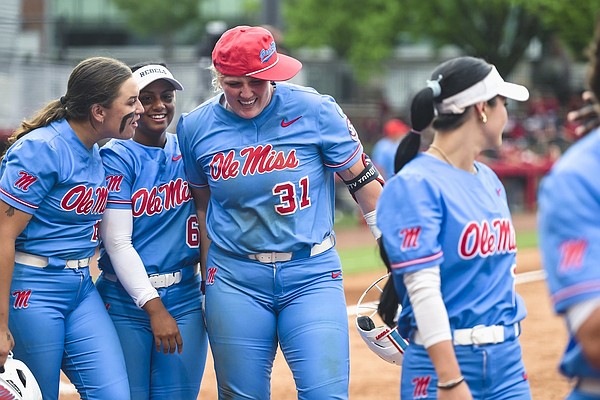 Arkansas softball notebook: Ole Miss advances to Women's College World ...