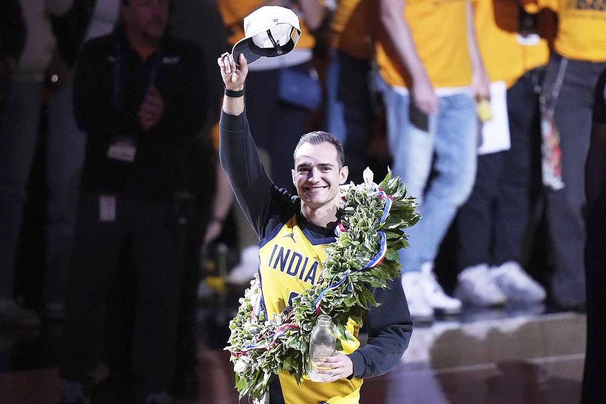 Indianapolis 500 fans double up with split loyalties to Pacers, race ...