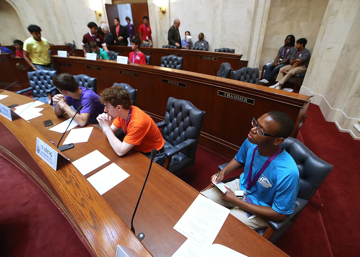 Students select mock legislators | Northwest Arkansas Democrat-Gazette