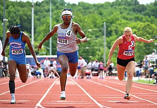 Capital City’s Sterrett wins another Class 4 100-meter dash crown ...
