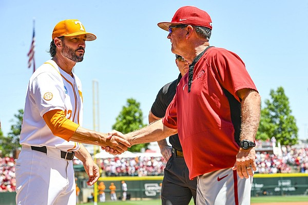 WATCH: Dave Van Horn, Tony Vitello, players recap Arkansas baseball's ...