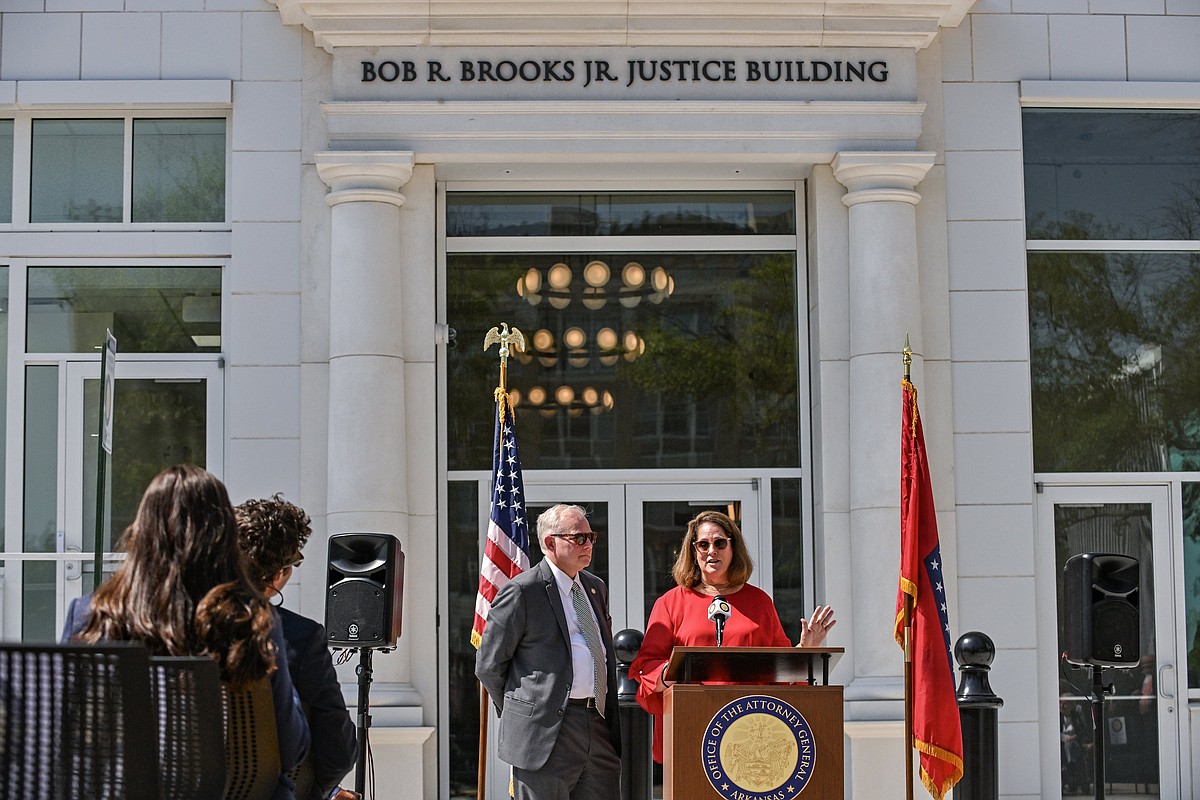 Griffin honors Bob Brooks, namesake of the building and his late friend ...