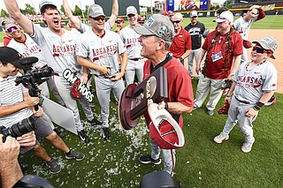 ‘Bit of relief’: After past letdowns, Van Horn soaks in Arkansas’ super ...