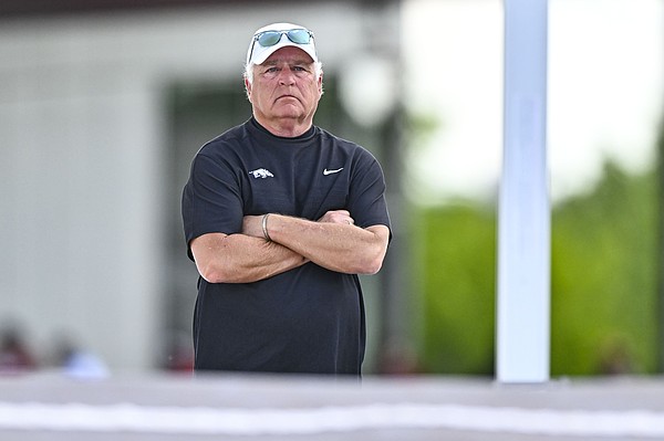 Longtime Arkansas assistant track and field coach Bryan Compton to ...