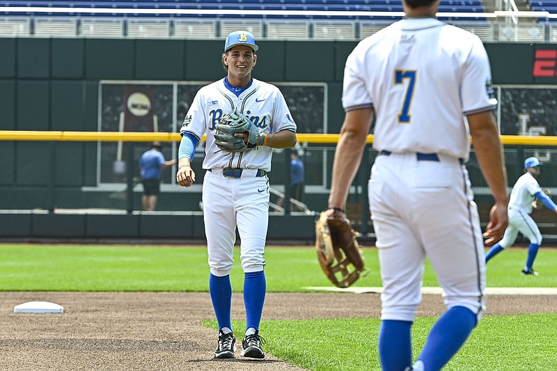 Gearing up at College World Series: Each team in Hogs’ pod fought way ...