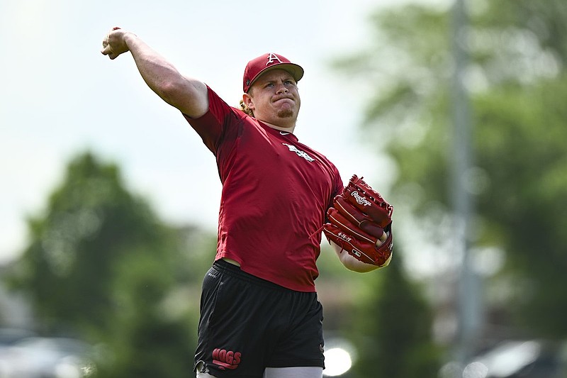 Arkansas baseball notebook: Aiden Jimenez OK, former Razorbacks return ...